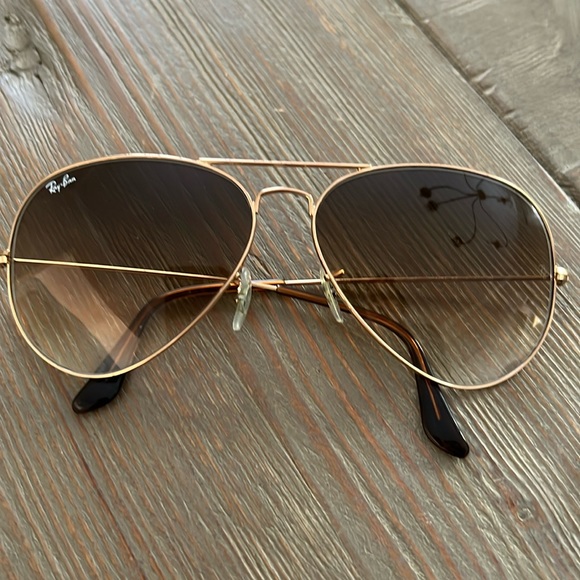 Ray-Ban | Accessories | Rayban Gold Aviators | Poshmark